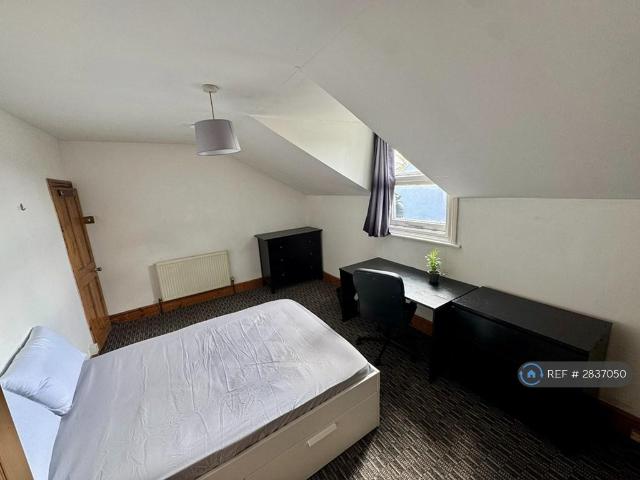 1 bedroom house share to rent