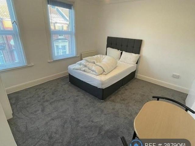 1 bedroom house share to rent