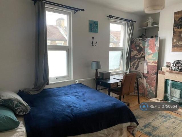 1 bedroom house share to rent