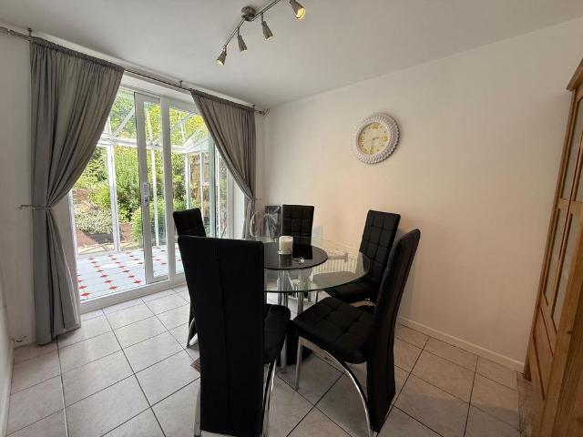 1 bedroom house,sharedAccommodation in Arncliffe, Bracknell