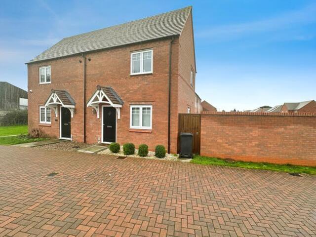 1 Bedroom House Swadlincote Derbyshire 100058012