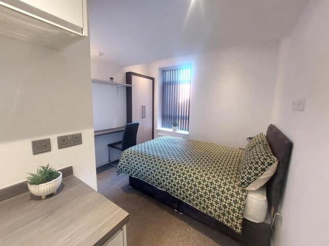 1 Bedroom House Swinton Greater Manchester 103485513