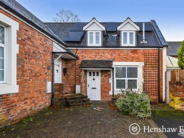 1 Bedroom House Romsey Hampshire 101678416