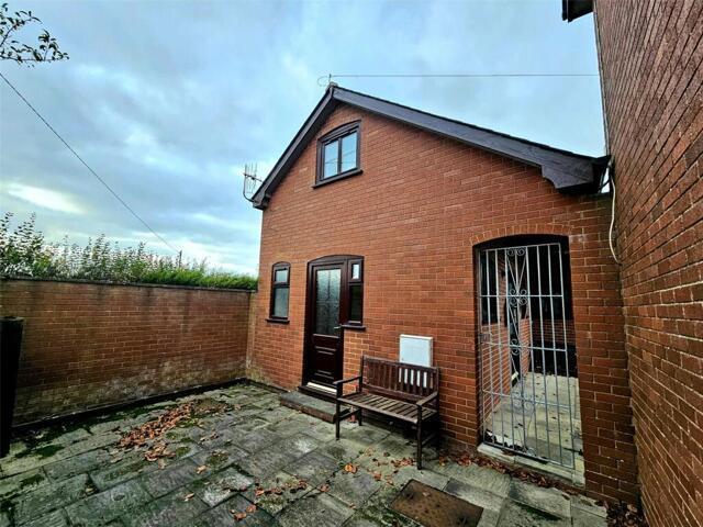 1 Bedroom House Wye Kent N/A 85184447