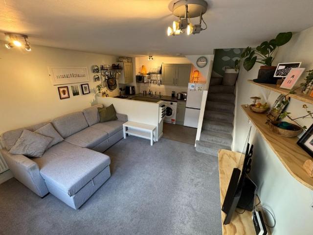 1 bedroom House To Let