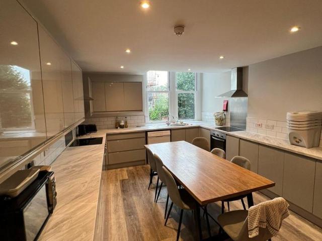 1 bedroom house to rent