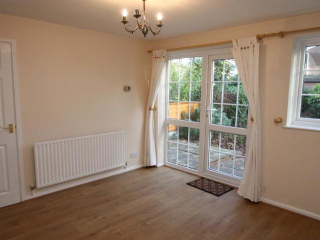 1 bedroom House To Rent