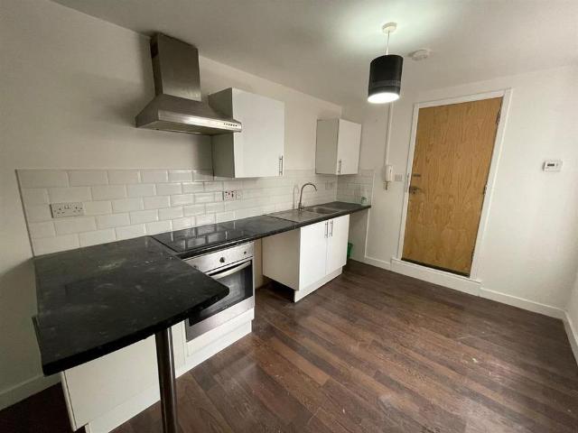 1 bedroom house to rent