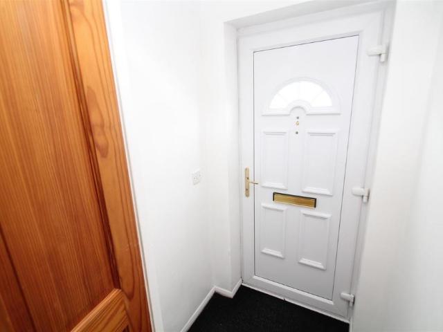 1 bedroom house to rent