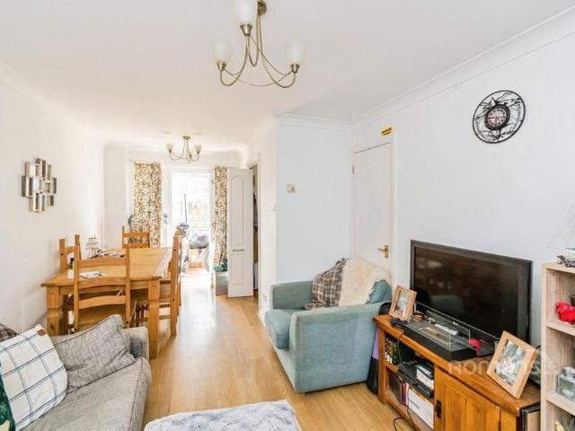 1 bedroom house to rent