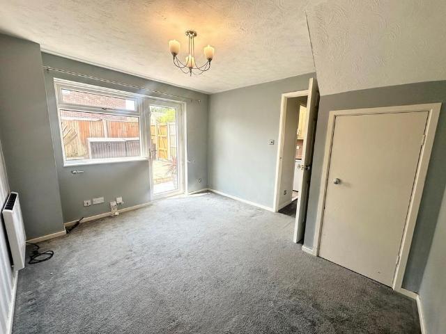 1 bedroom house to rent