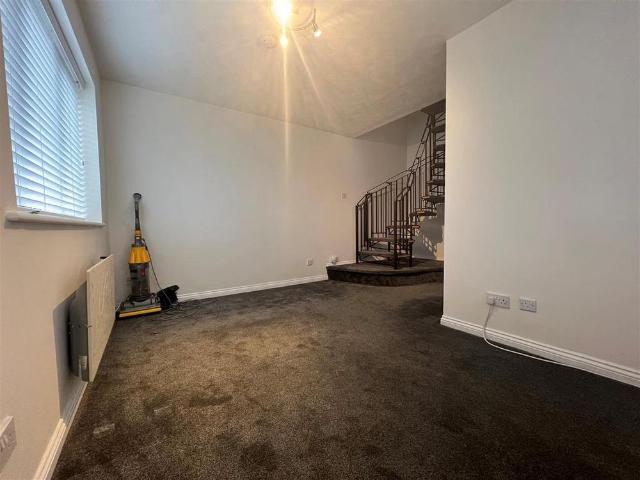 1 bedroom house to rent
