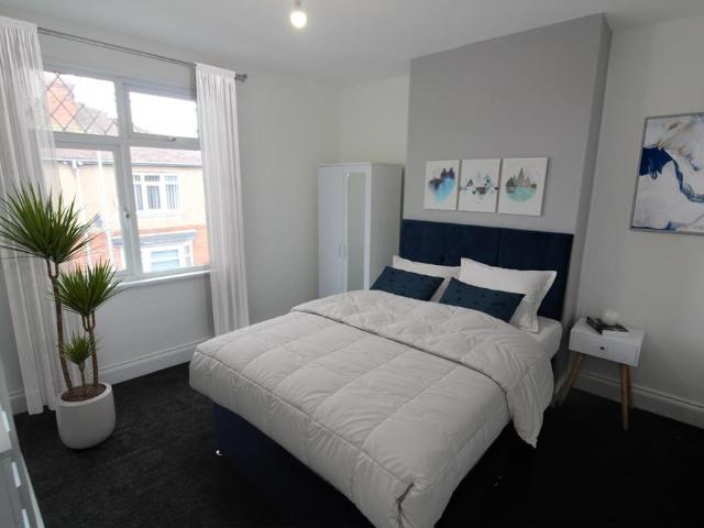 1 bedroom house to rent