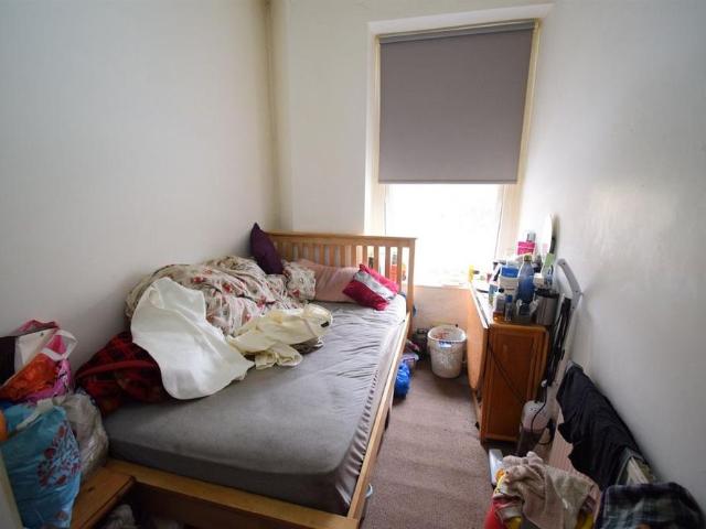 1 bedroom house to rent