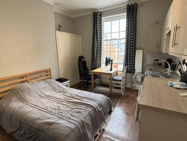 1 bedroom house to rent