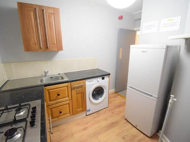 1 bedroom house to rent