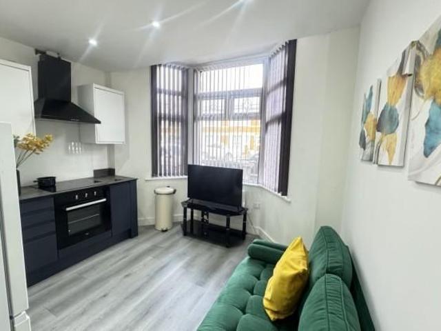 1 bedroom house to rent