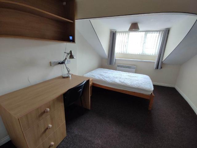 1 bedroom house to rent