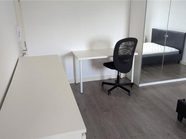 1 bedroom house to rent
