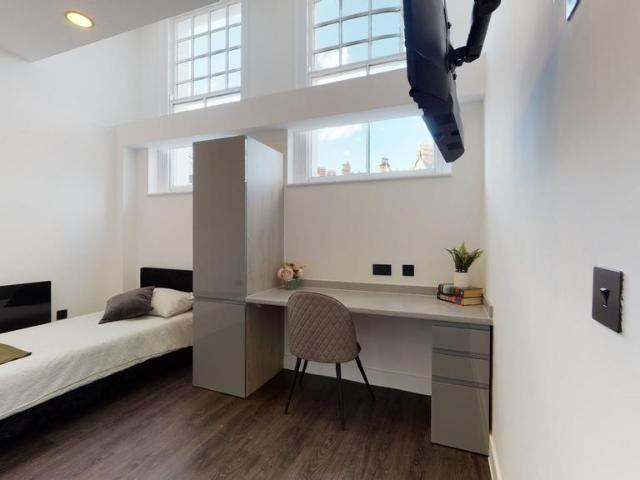 1 bedroom house to rent