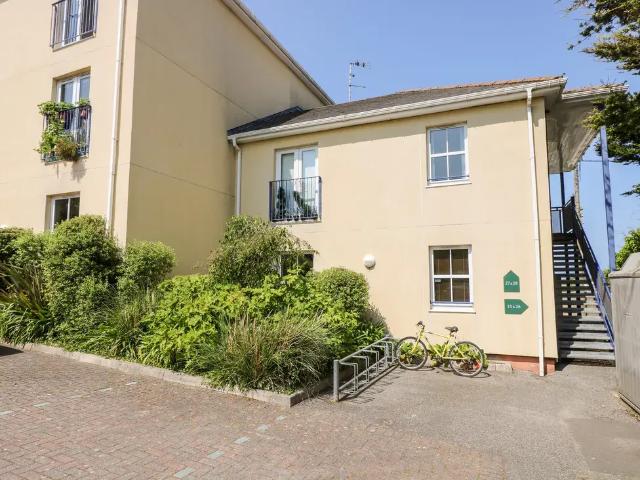 1 bedroom house to rent