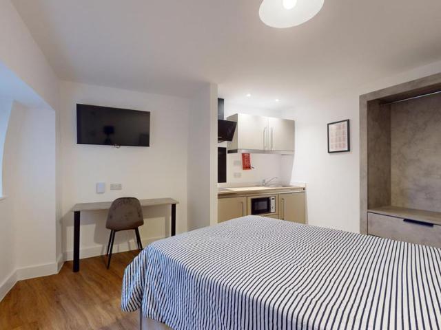 1 bedroom house to rent