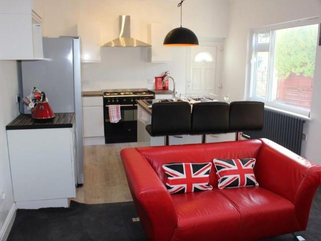 1 bedroom house to rent