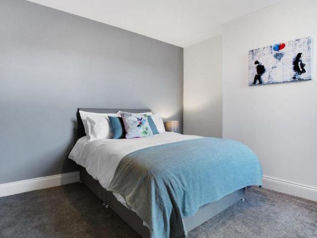 1 bedroom house to rent