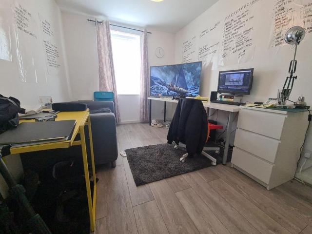 1 bedroom house to rent