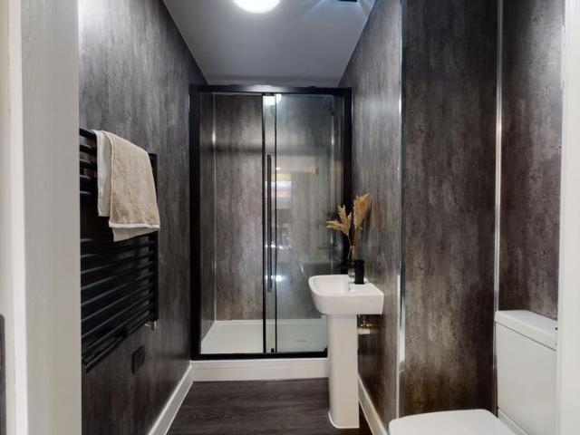 1 bedroom house to rent
