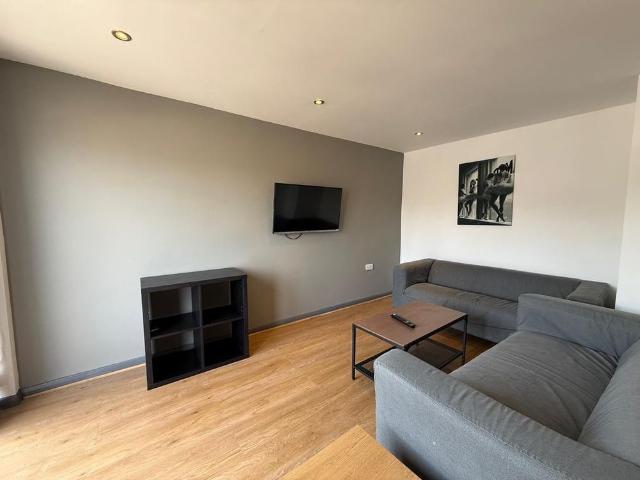 1 bedroom house to rent