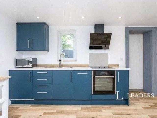 1 bedroom house to rent