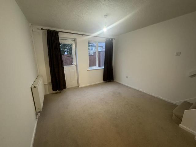 1 bedroom house to rent