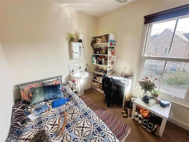 1 bedroom house to rent