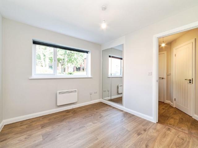 1 bedroom house to rent