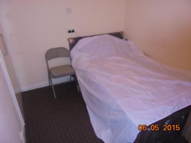 1 bedroom house to rent
