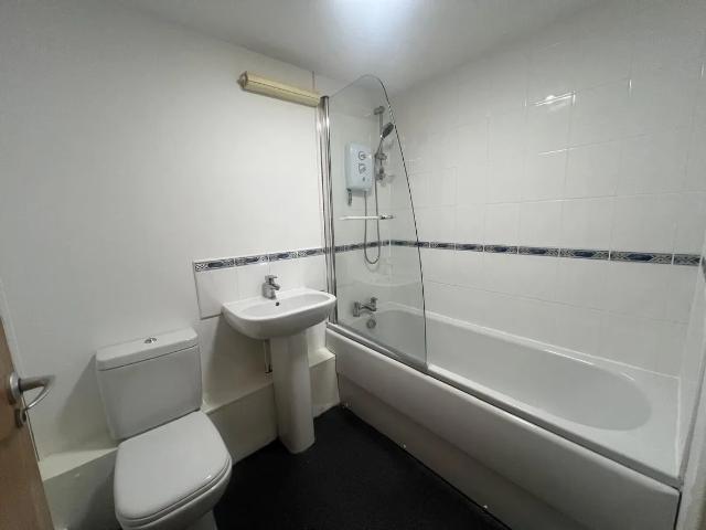 1 bedroom house to rent