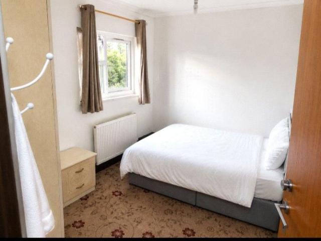1 bedroom house to rent