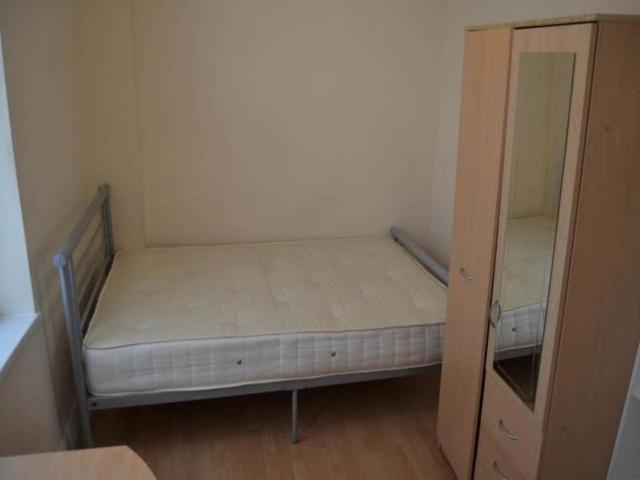 1 bedroom house to rent