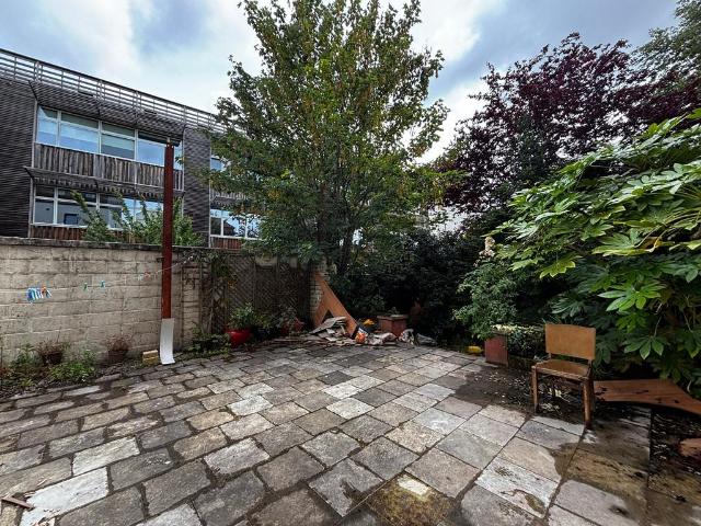 1 bedroom house to rent
