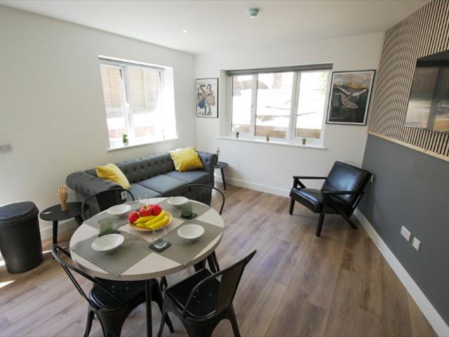 1 bedroom house to rent