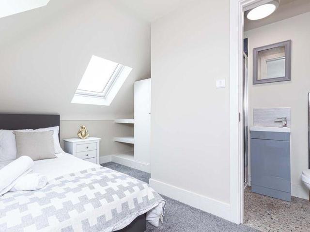 1 bedroom house to rent