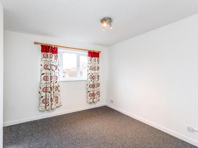 1 bedroom house to rent