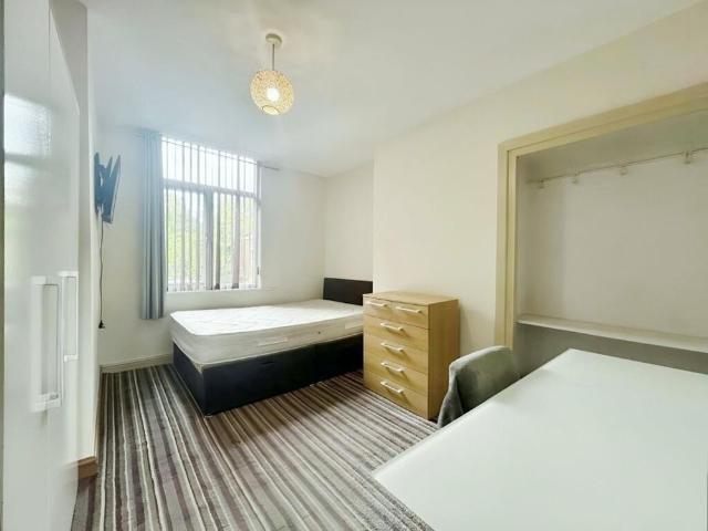 1 bedroom house to rent