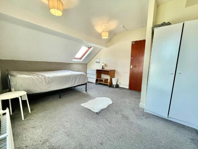 1 bedroom house to rent