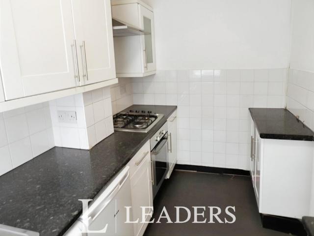 1 bedroom house to rent