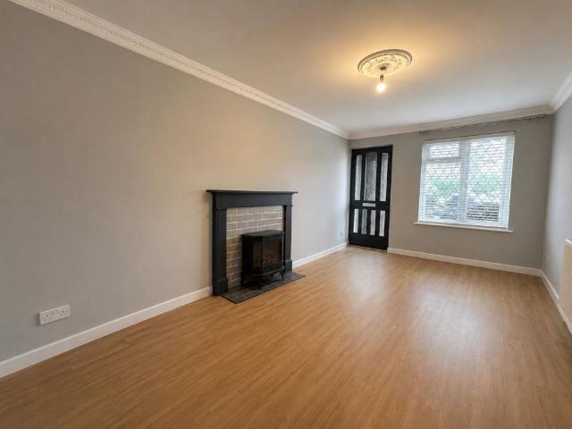 1 bedroom house to rent