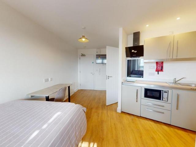 1 bedroom house to rent