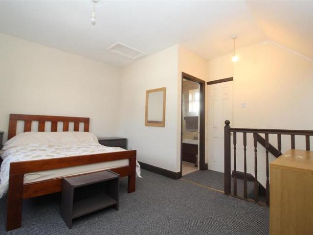 1 bedroom house to rent
