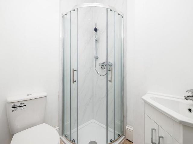 1 bedroom house to rent